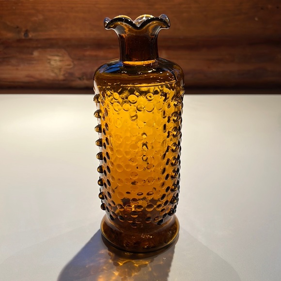 Vintage | Accents | 7s Amber Glass Vase With Relief Spine Design | Poshmark